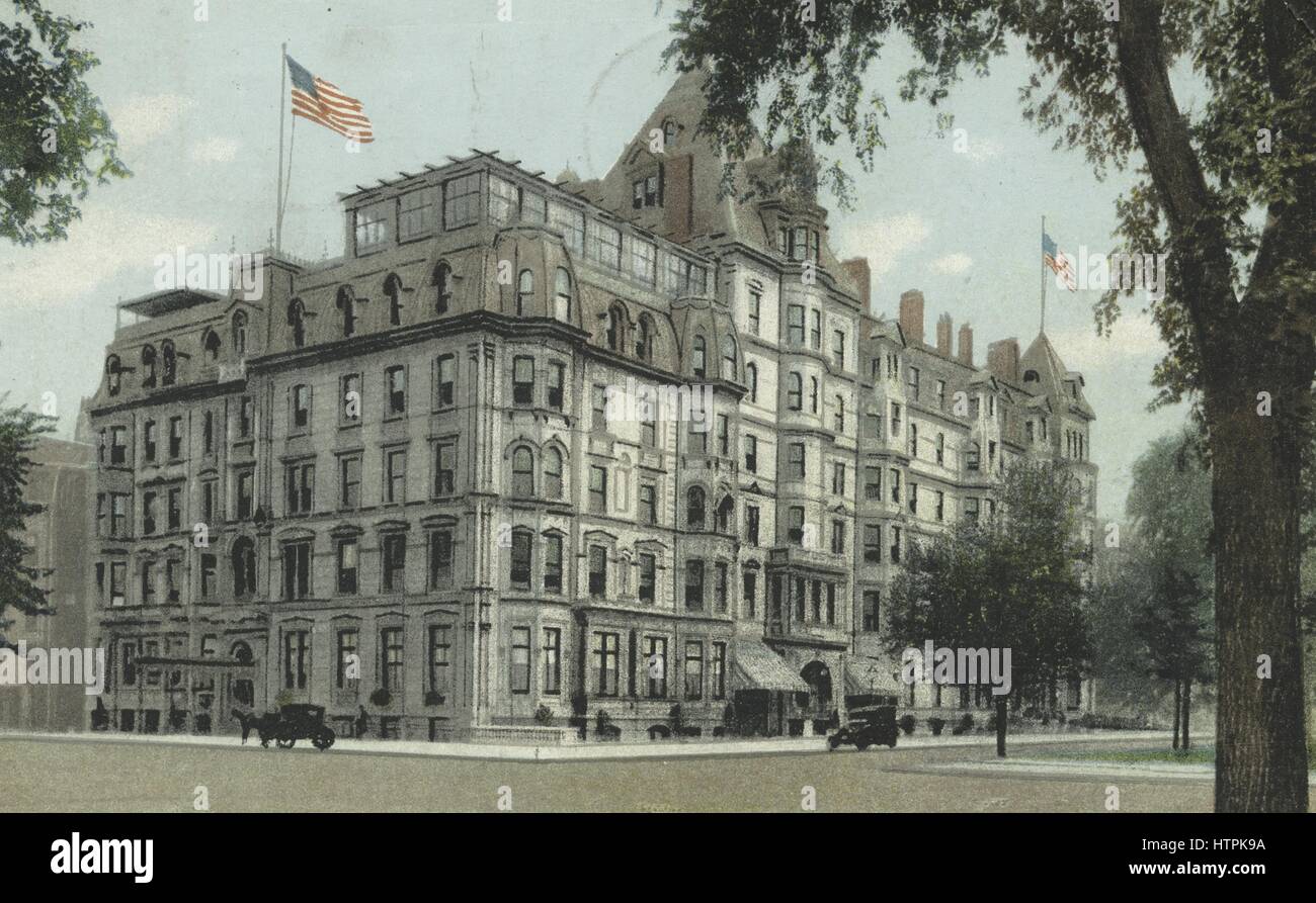 Postcard of the exterior of the Hotel Vendome, Boston, Massachusetts ...