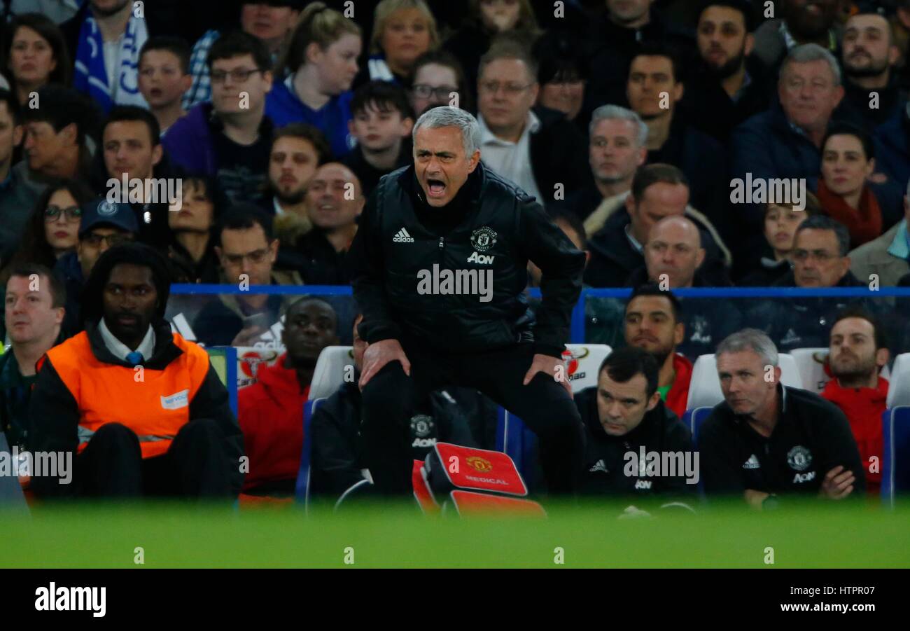 Football manager shouting hi-res stock photography and images - Alamy