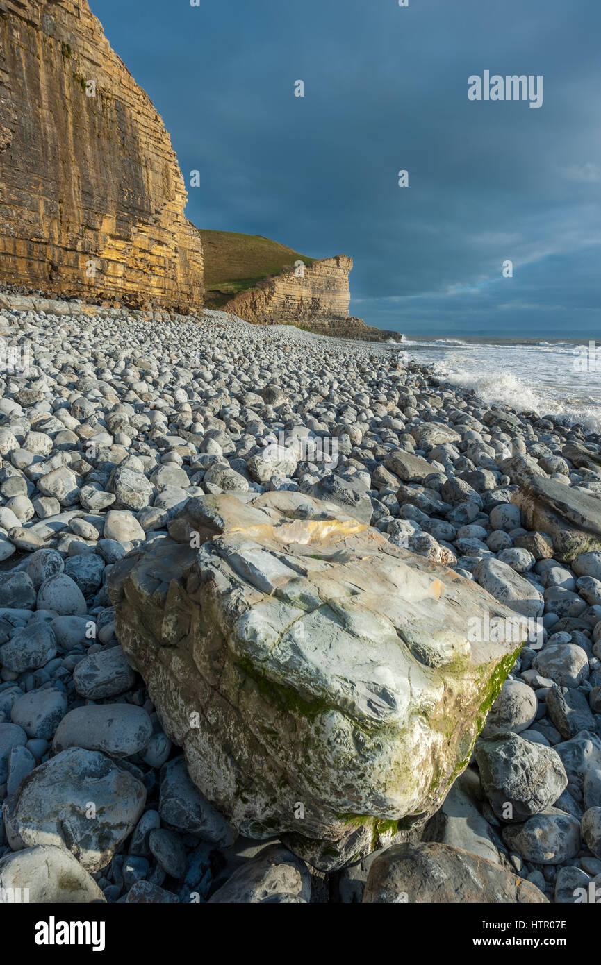 The rugged coastline at Monknash, South Wales Stock Photo - Alamy