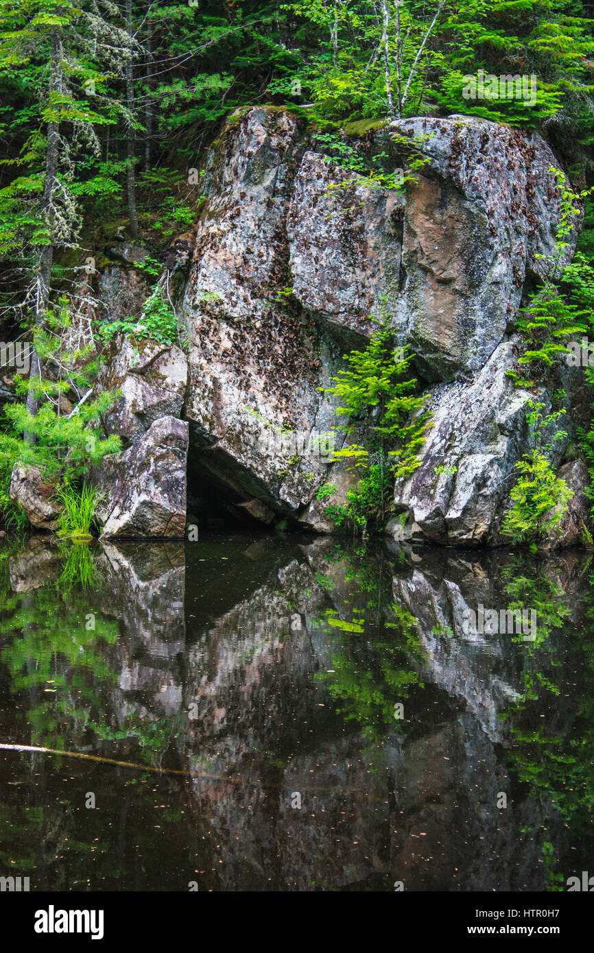 Triangle pond hi-res stock photography and images - Alamy