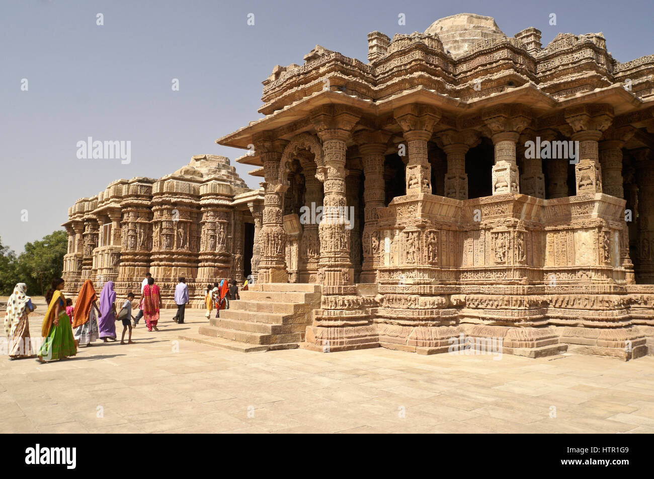Sun Temple (Hindu) at Modhera, Gujarat, India Stock Photo - Alamy