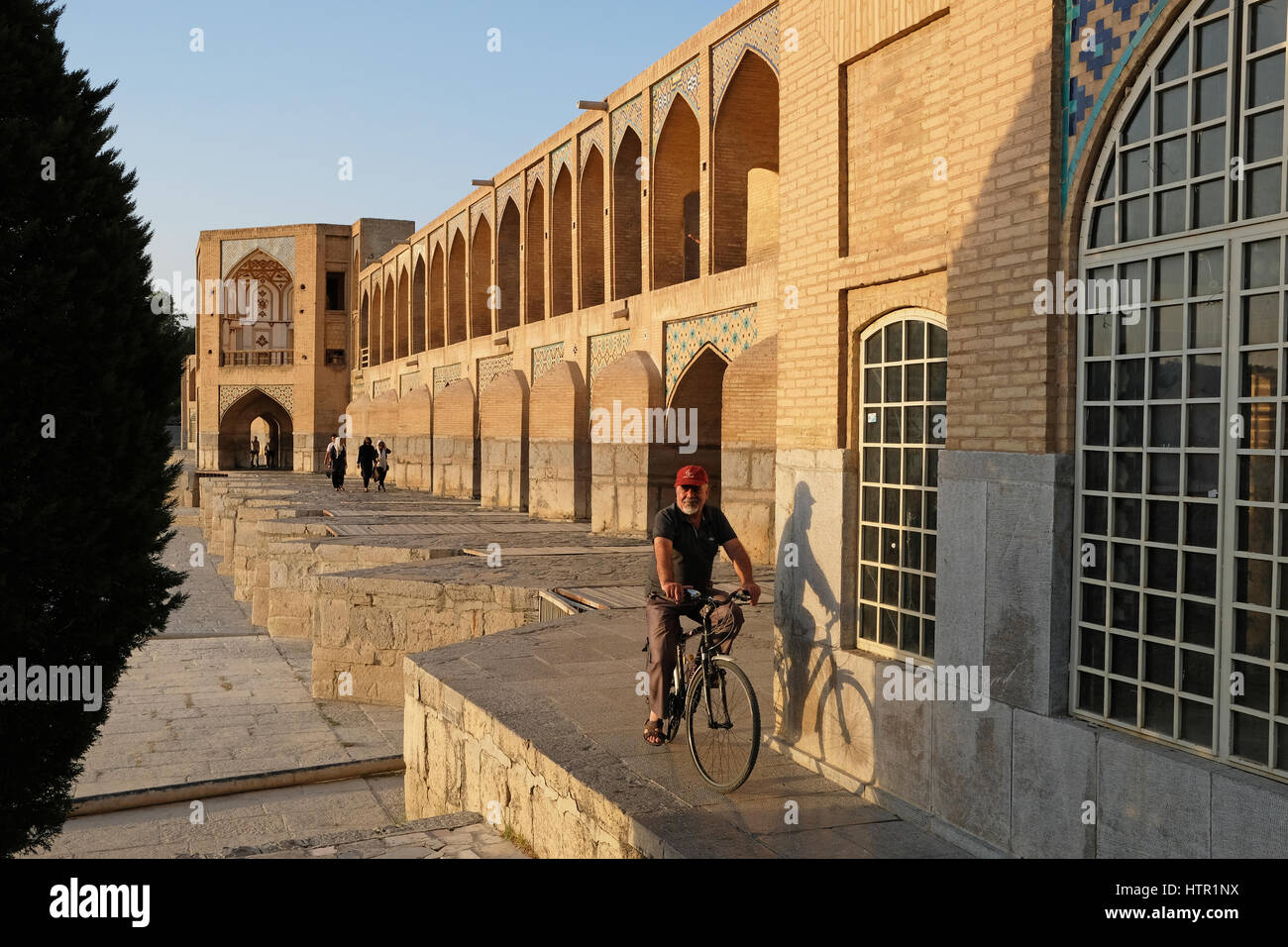 Middle east bridge hi-res stock photography and images - Alamy