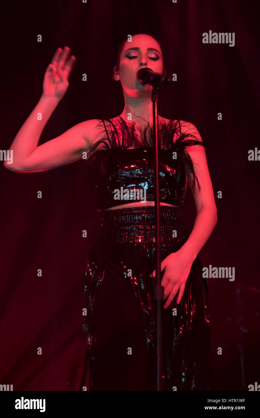 Jillian banks hi-res stock photography and images - Alamy