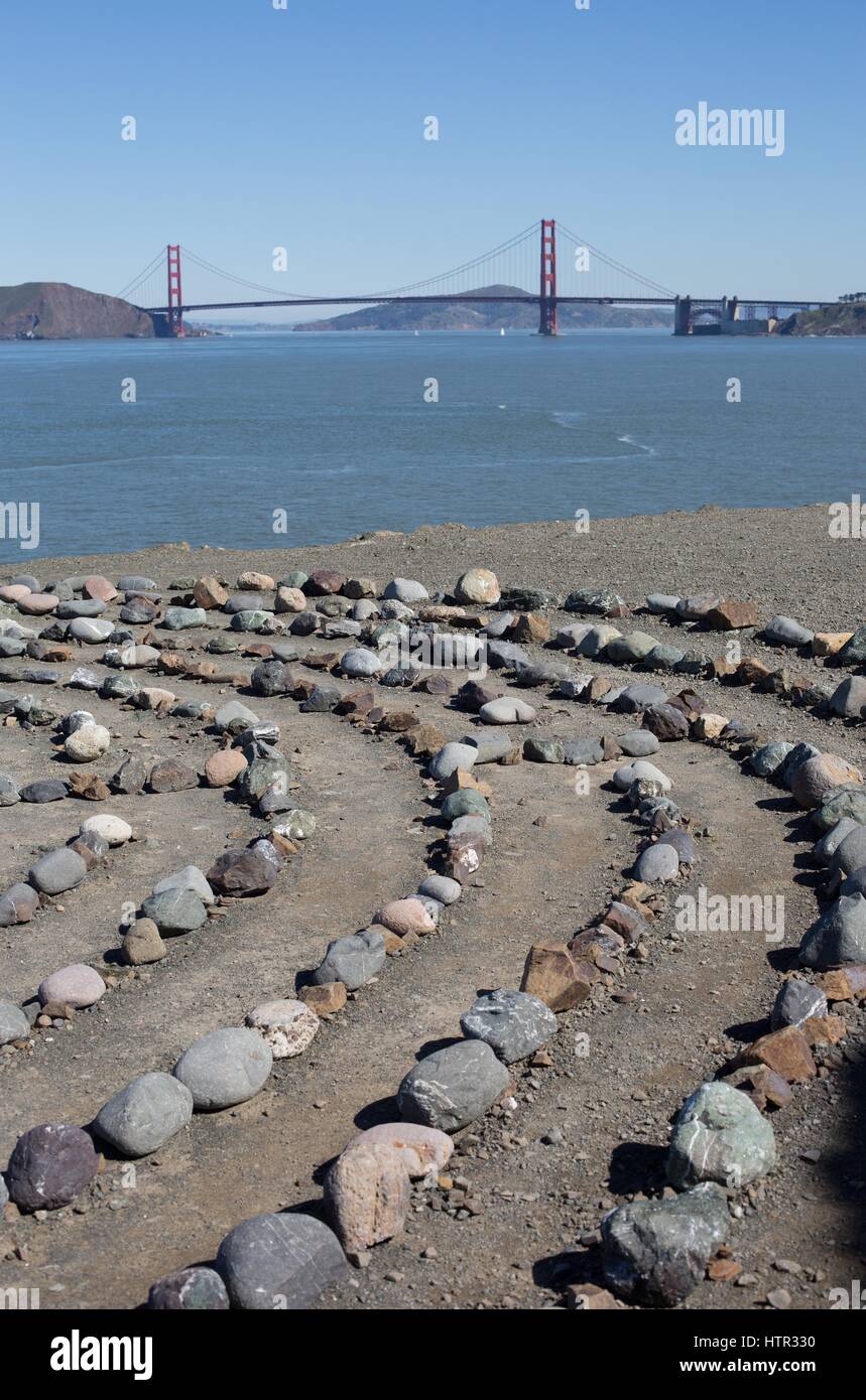 Labyrinth gate hi-res stock photography and images - Alamy