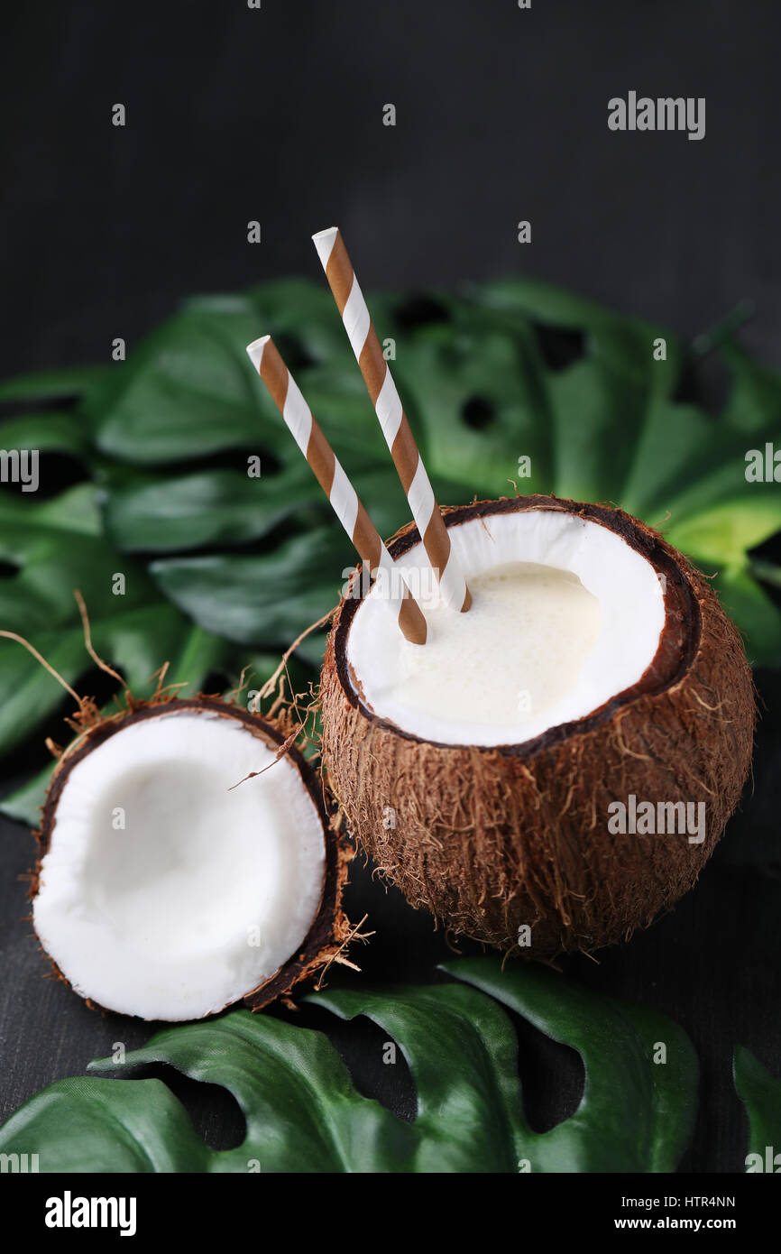 Coconut delicacy hi-res stock photography and images - Alamy