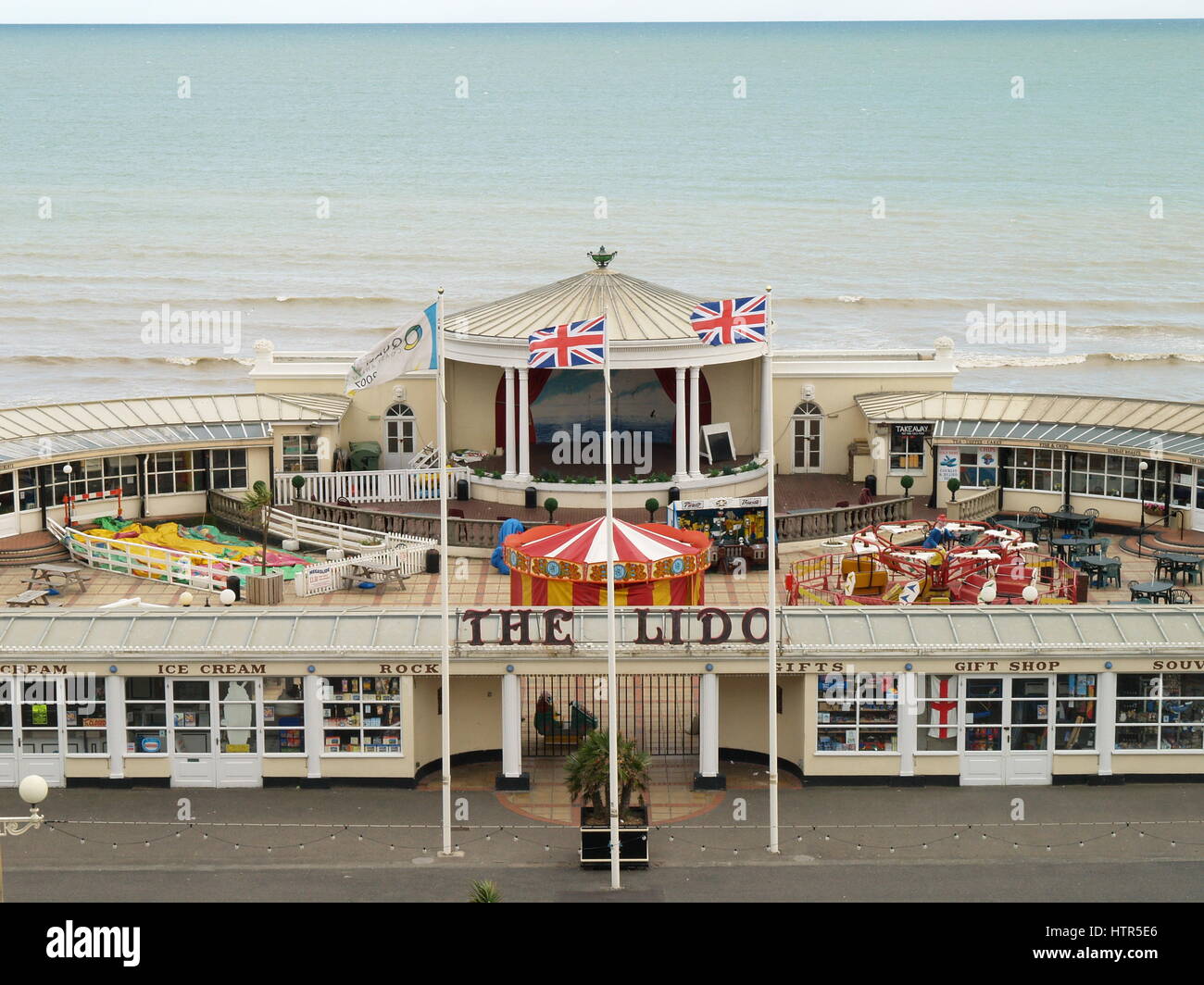 Worthing lido hi-res stock photography and images - Alamy