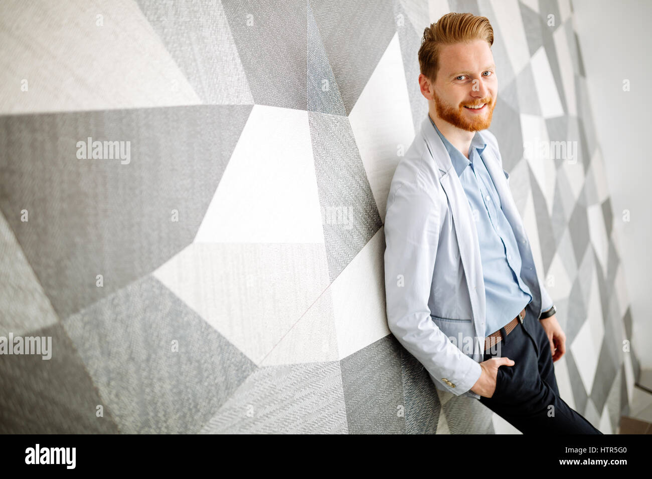Portrait man handsome suite hi-res stock photography and images - Alamy