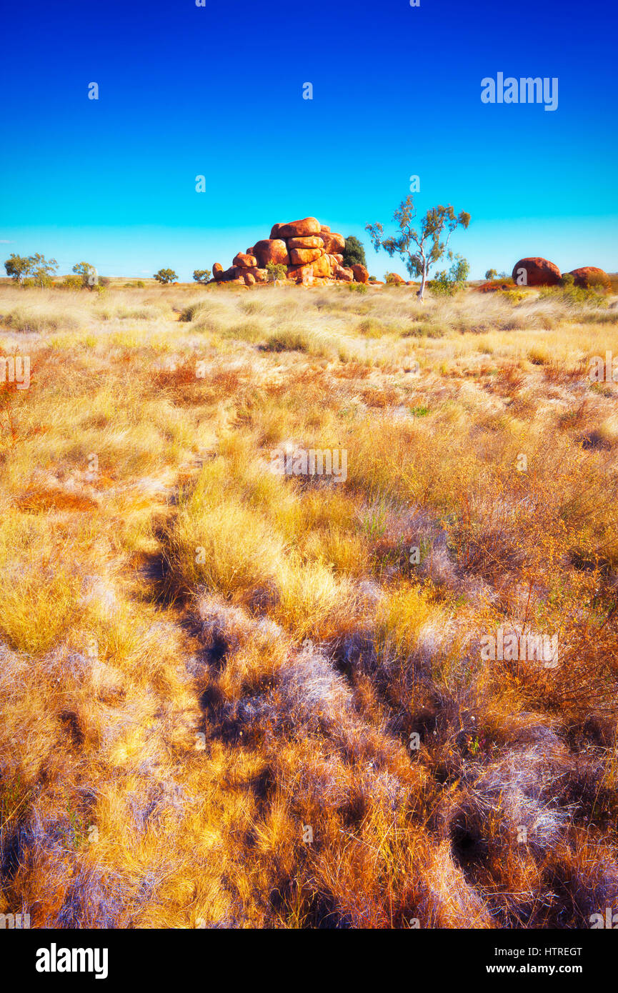 Australian landscape aboriginal hi-res stock photography and images - Alamy