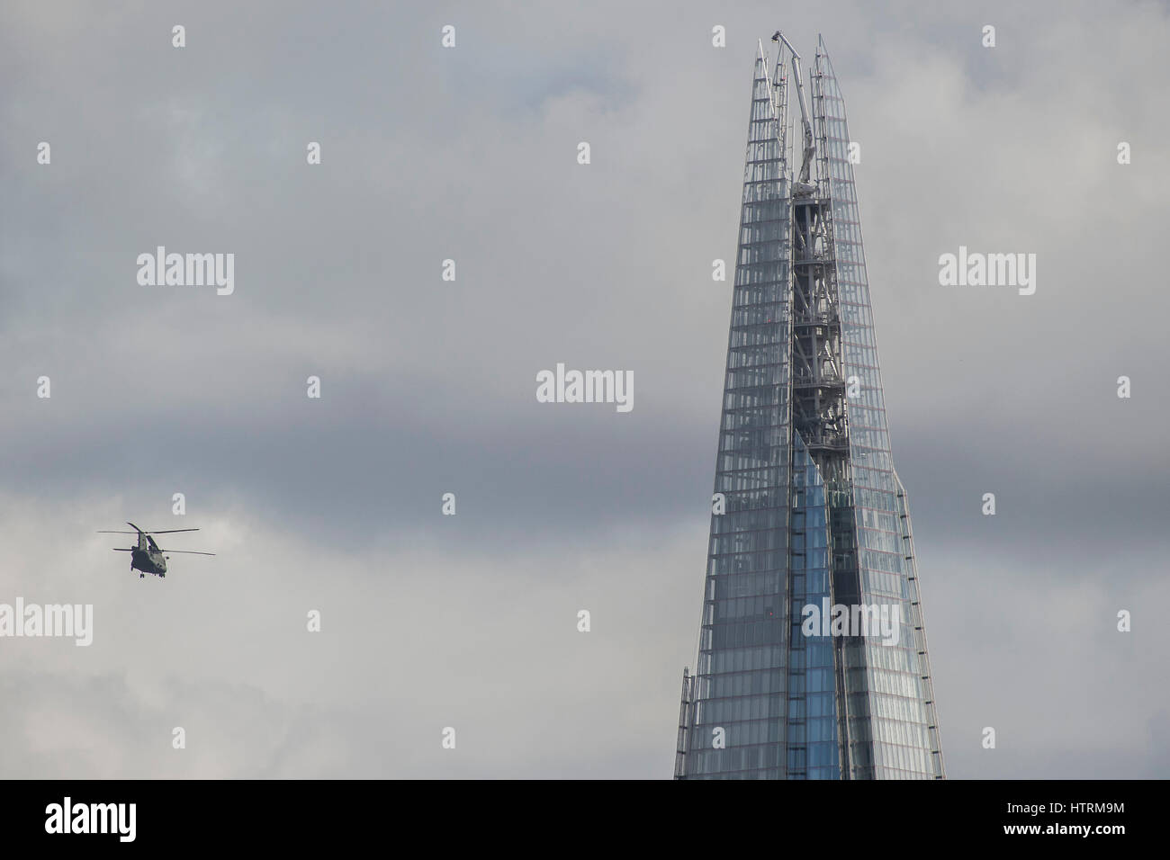 Chinook london hi-res stock photography and images - Alamy