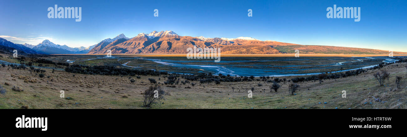 The beautiful scenery in the Mount Cook region Stock Photo - Alamy