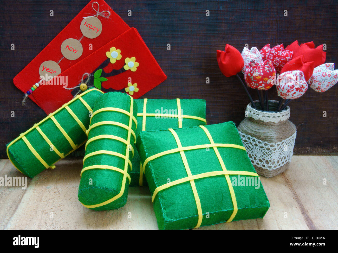 Vietnamese food, banh chung, banh tet are traditional eating on Tet ...