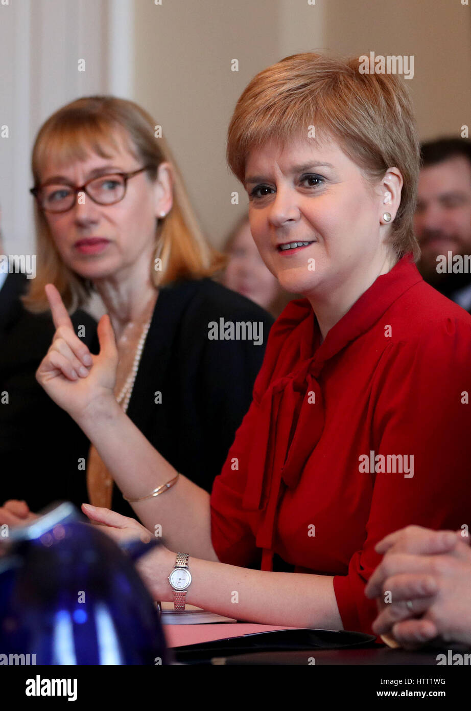 Leslie evans nicola sturgeon hi-res stock photography and images - Alamy