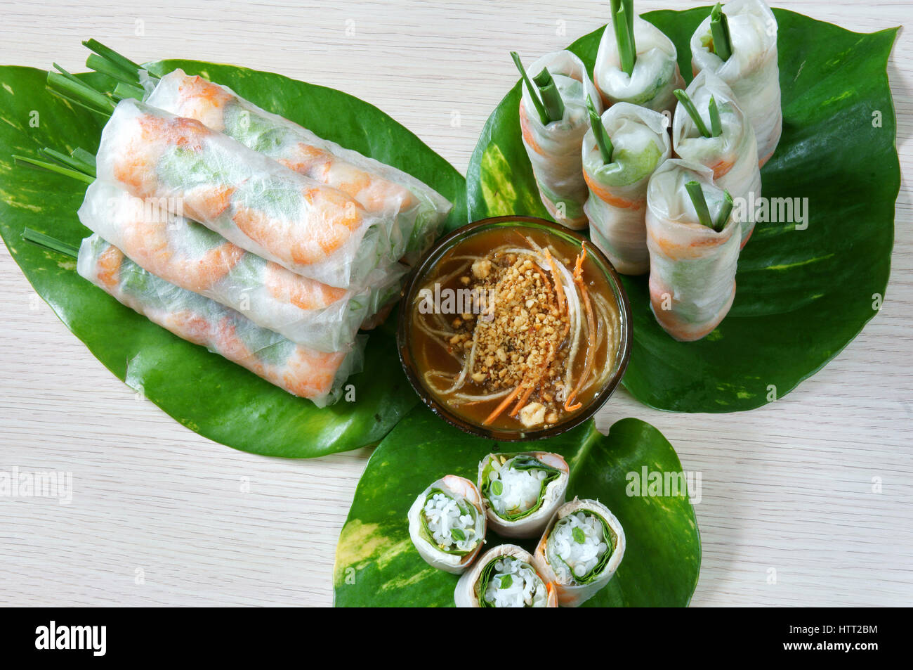Vietnamese food, goi cuon is street food, roll that delicious, wrapped ...