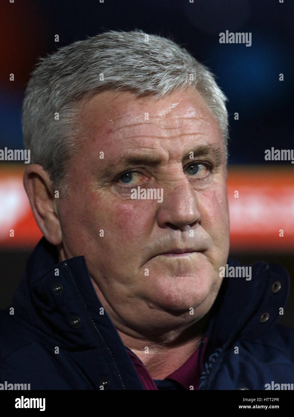 Huddersfield manager steve bruce hi-res stock photography and images ...