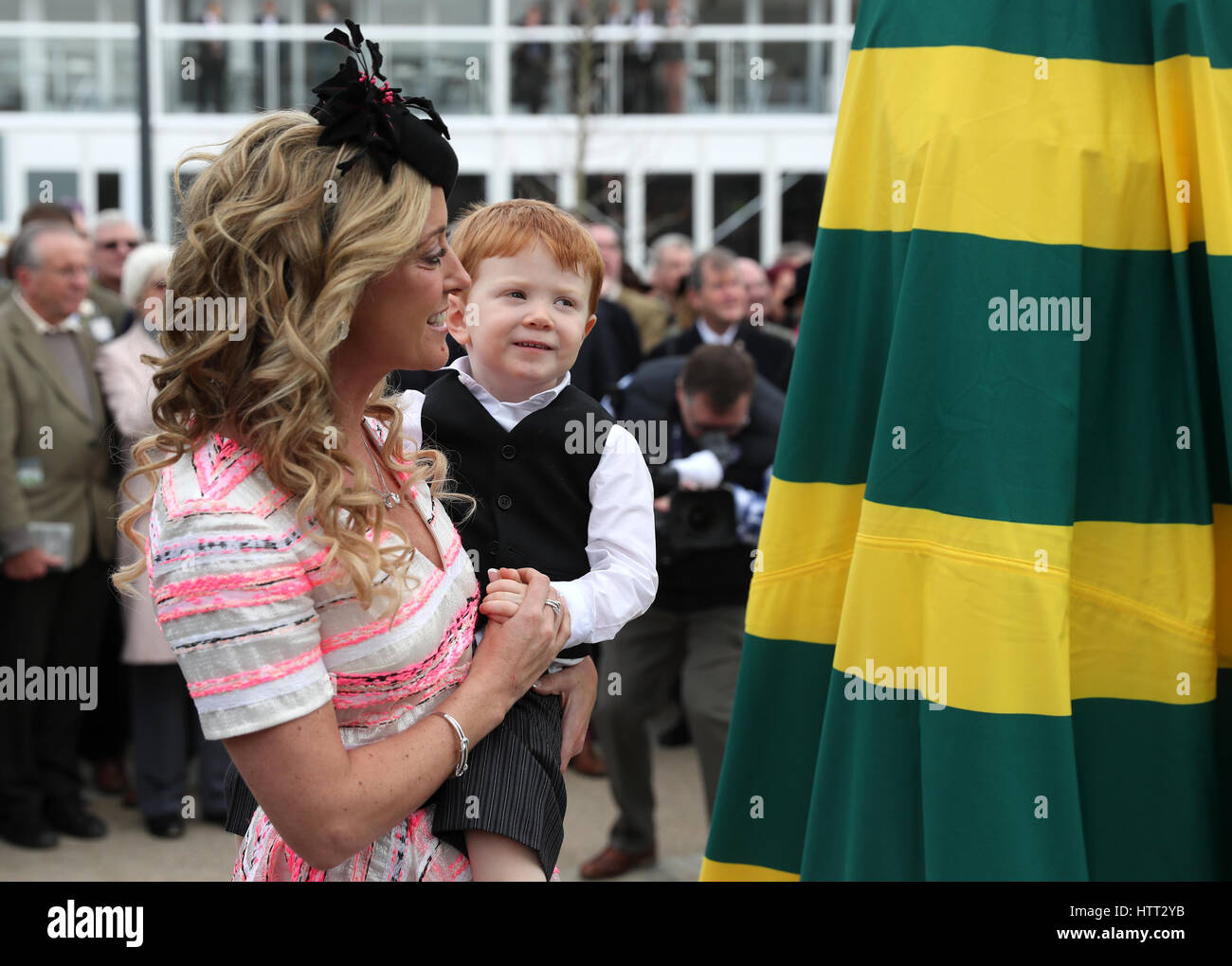 Chanelle McCoy and Archie McCoy during Champion Day of the 2017 ...