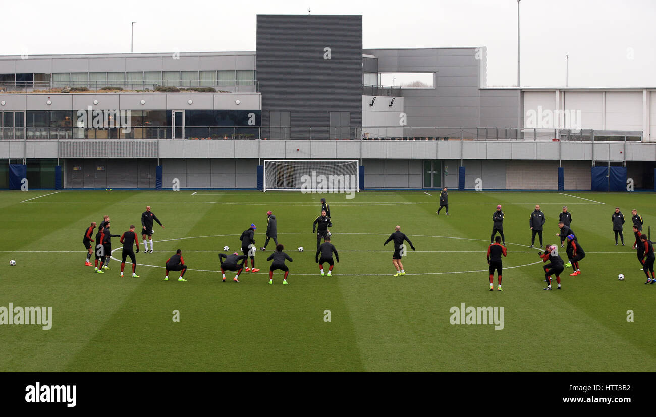 Manchester city training general hi-res stock photography and images ...