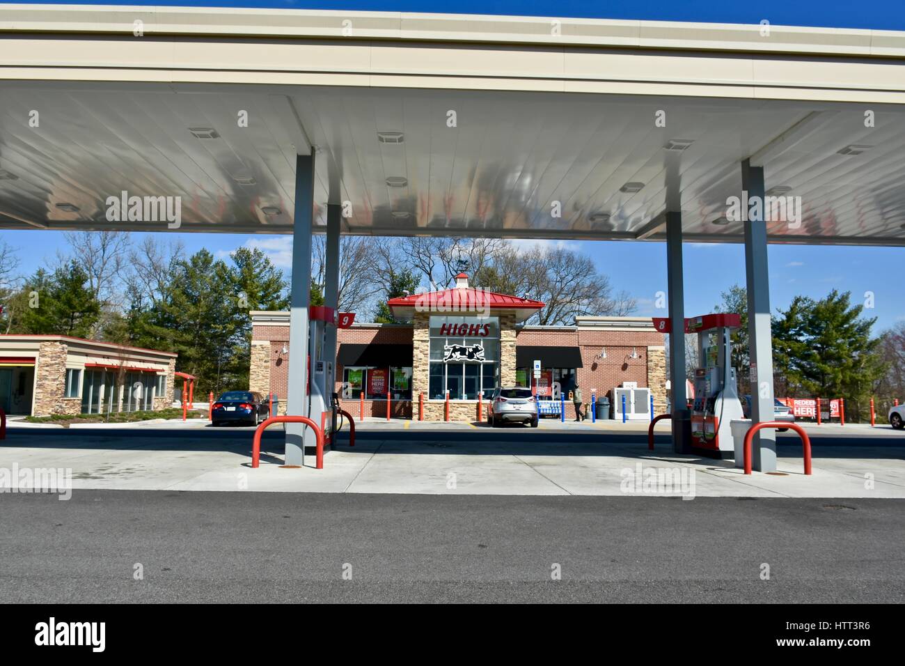 Gas station store hi-res stock photography and images - Alamy