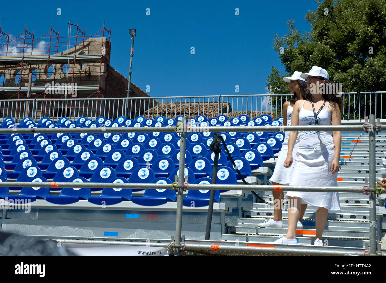 Live 8 concert 2005 hi-res stock photography and images - Alamy