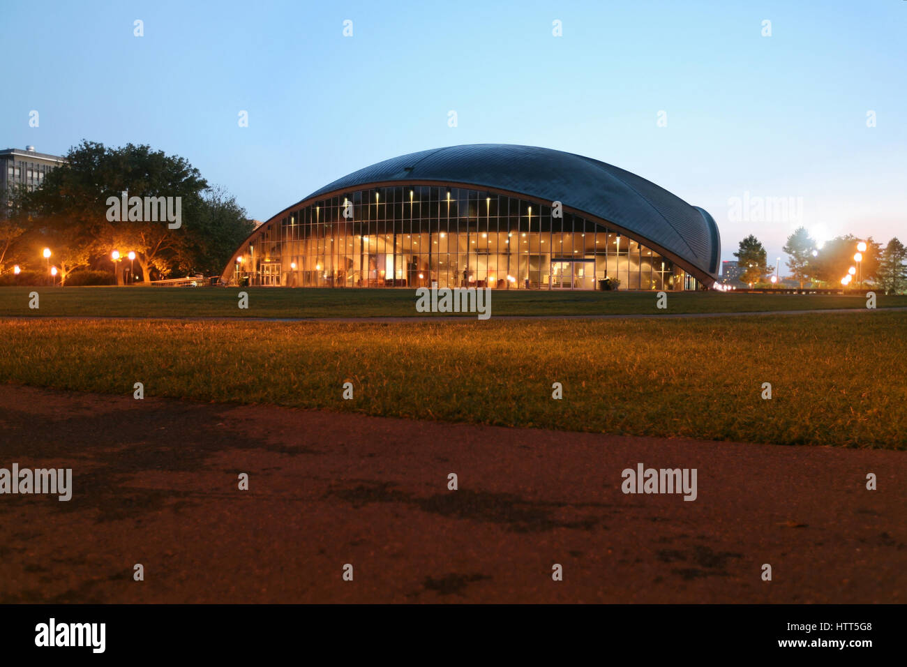Kresge Auditorium on the MIT campus in Cambridge, MA Stock Photo - Alamy