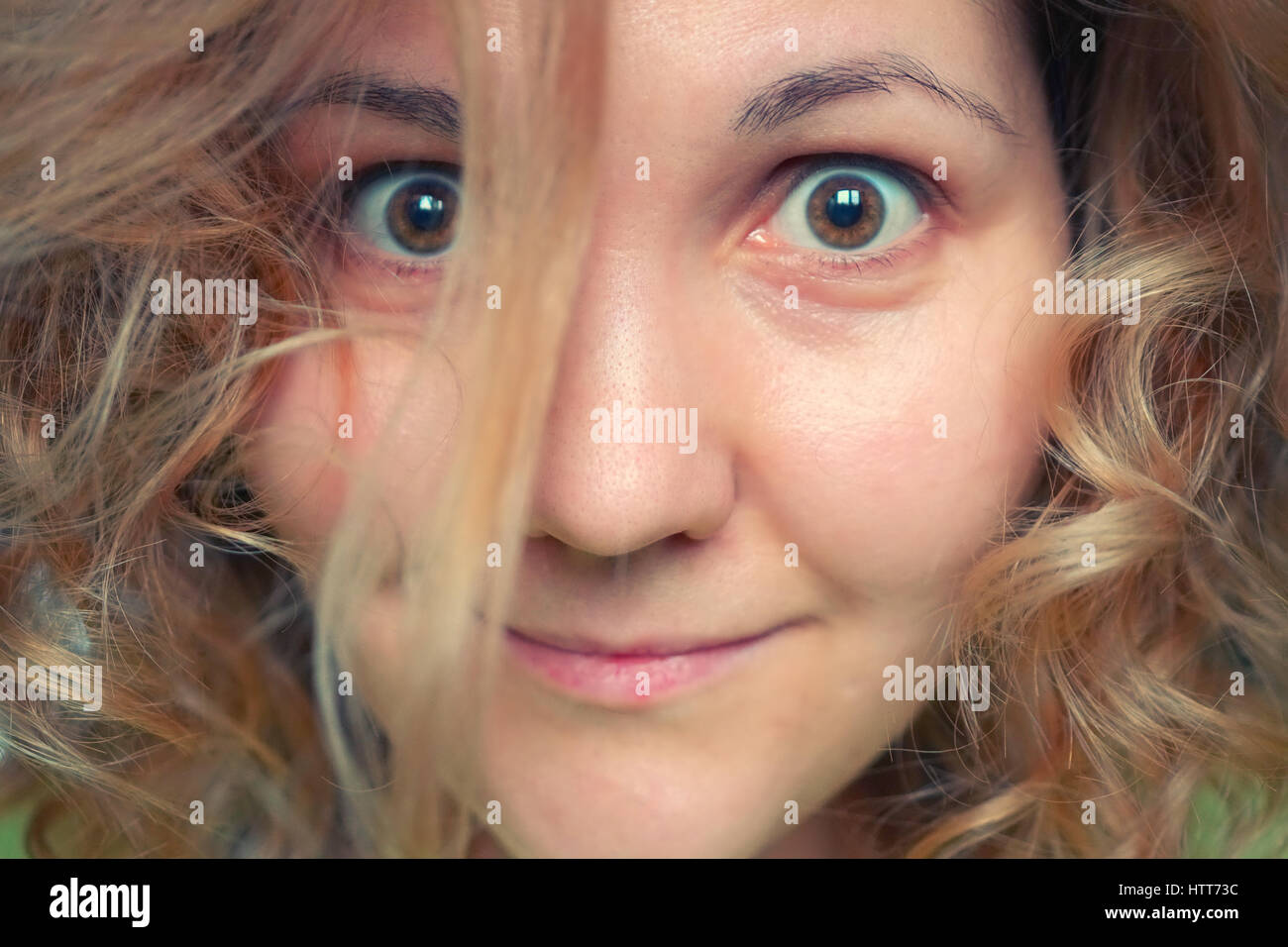 Close up morning portrait of smiling pretty woman sensual fresh happy ...