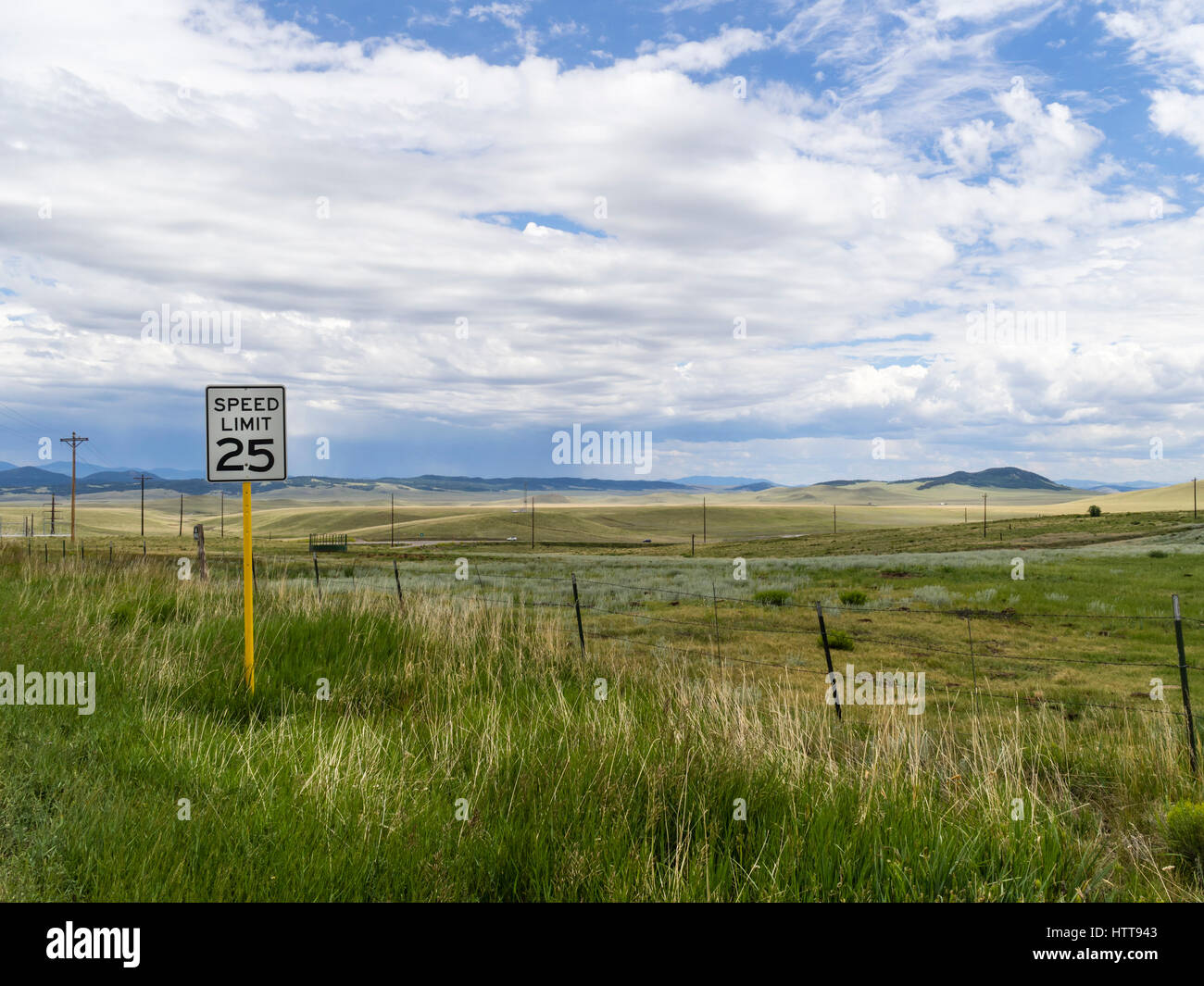 Prairie and grassland at the foothills of the eastern Rocky Mountains ...