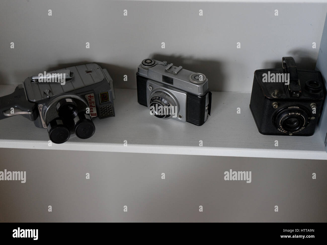 Cameras 1960s hi-res stock photography and images - Alamy