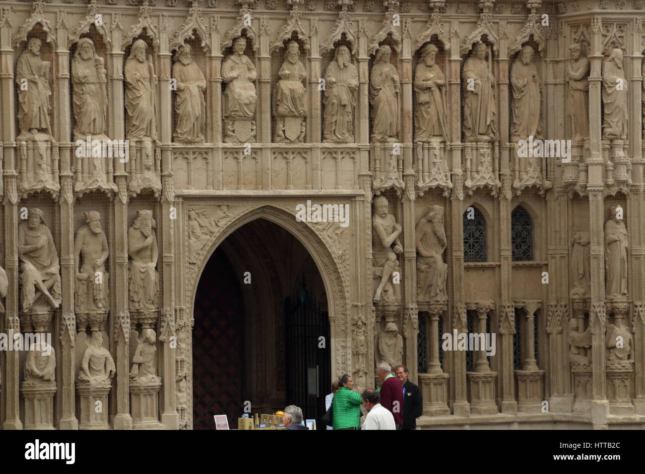 Exeter cathedral devon statue hi-res stock photography and images - Alamy