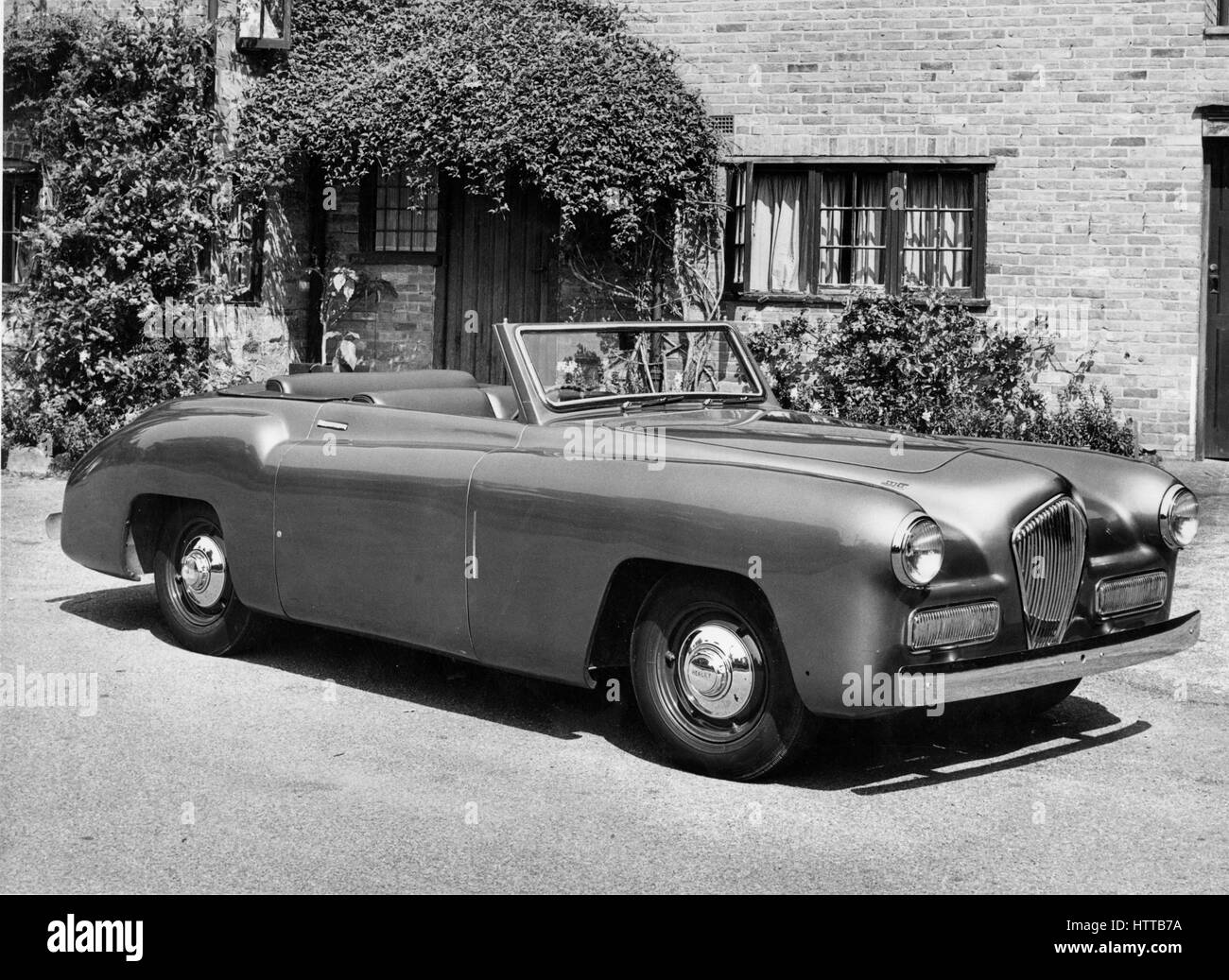 1948 Healey Sportsmobile Stock Photo - Alamy