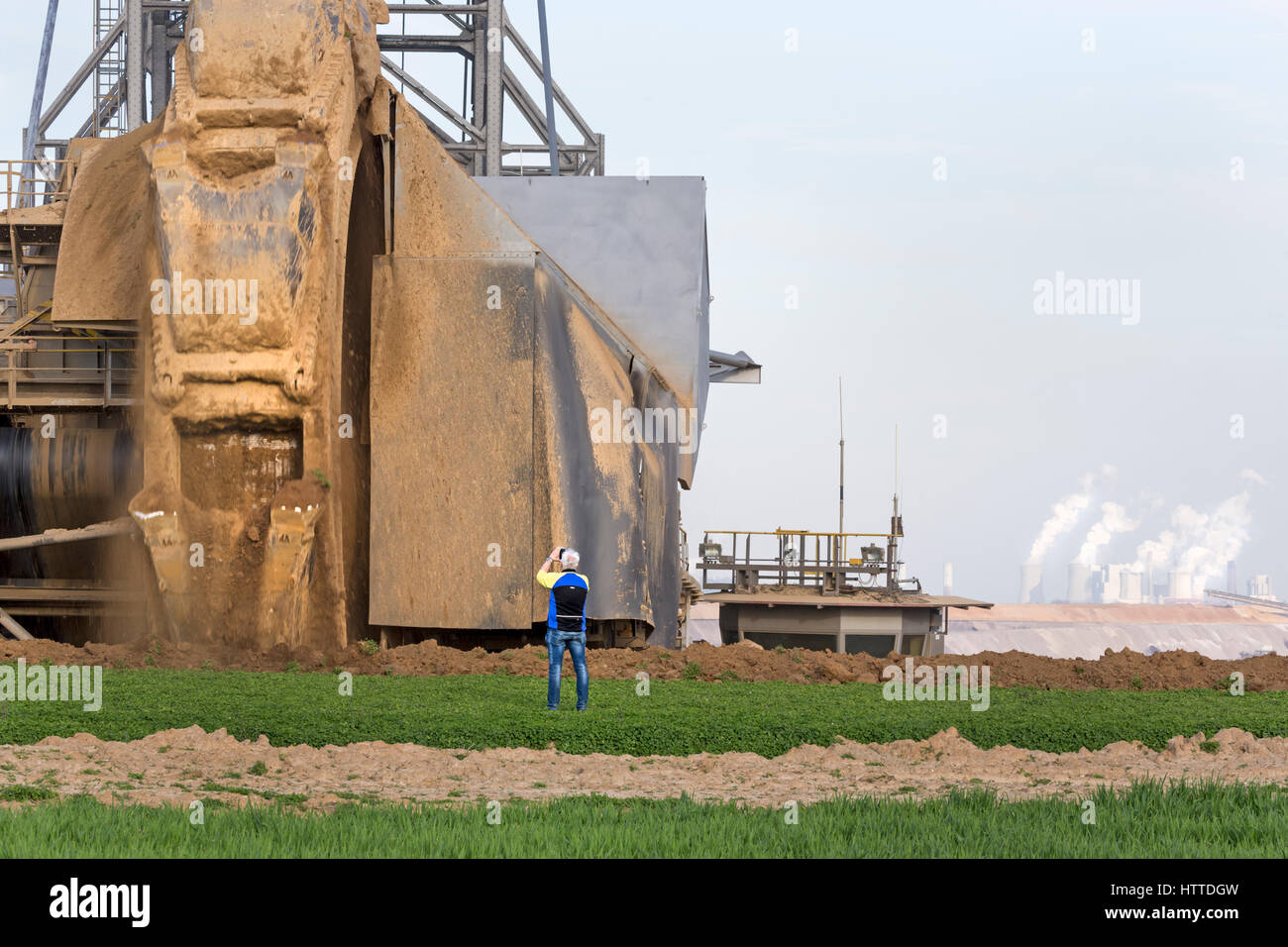 Electricity lignite power plant hi-res stock photography and images - Alamy