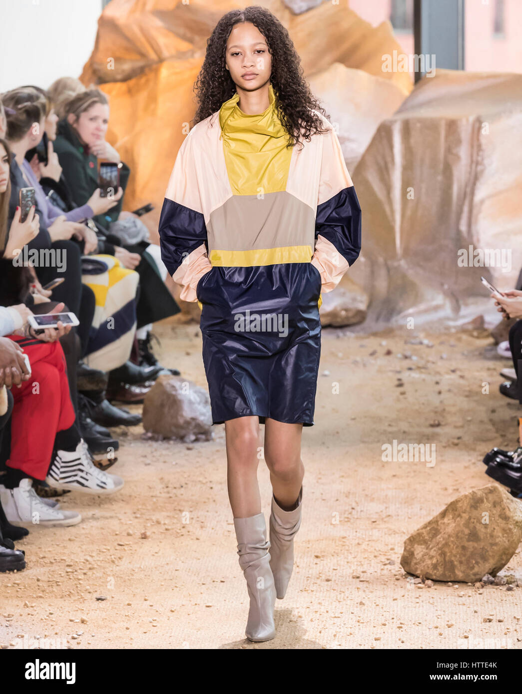 Selena forrest hi-res stock photography and images - Alamy