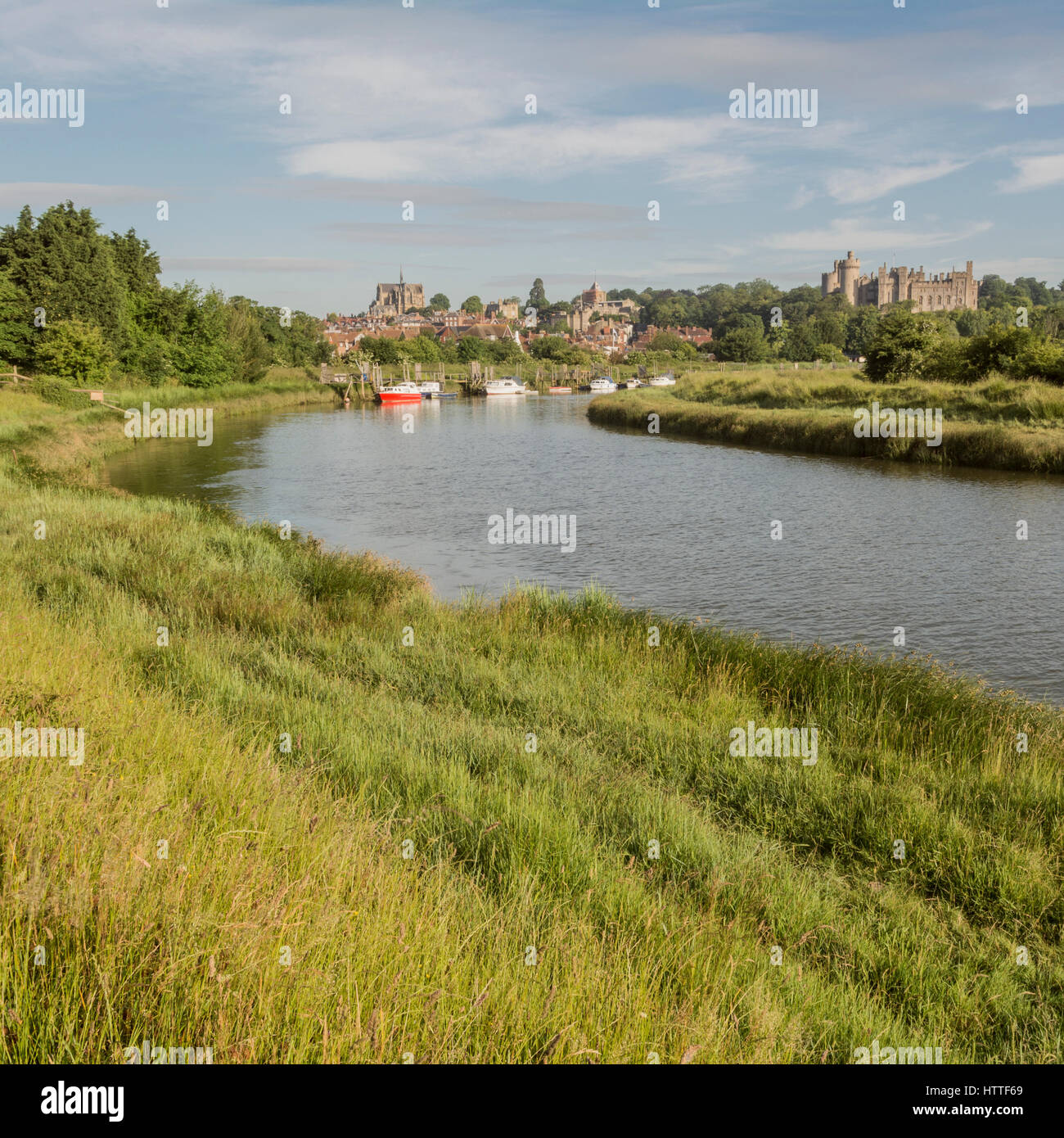 The River Arun and Arundel Castle - Arundel, West Sussex, UK Stock ...