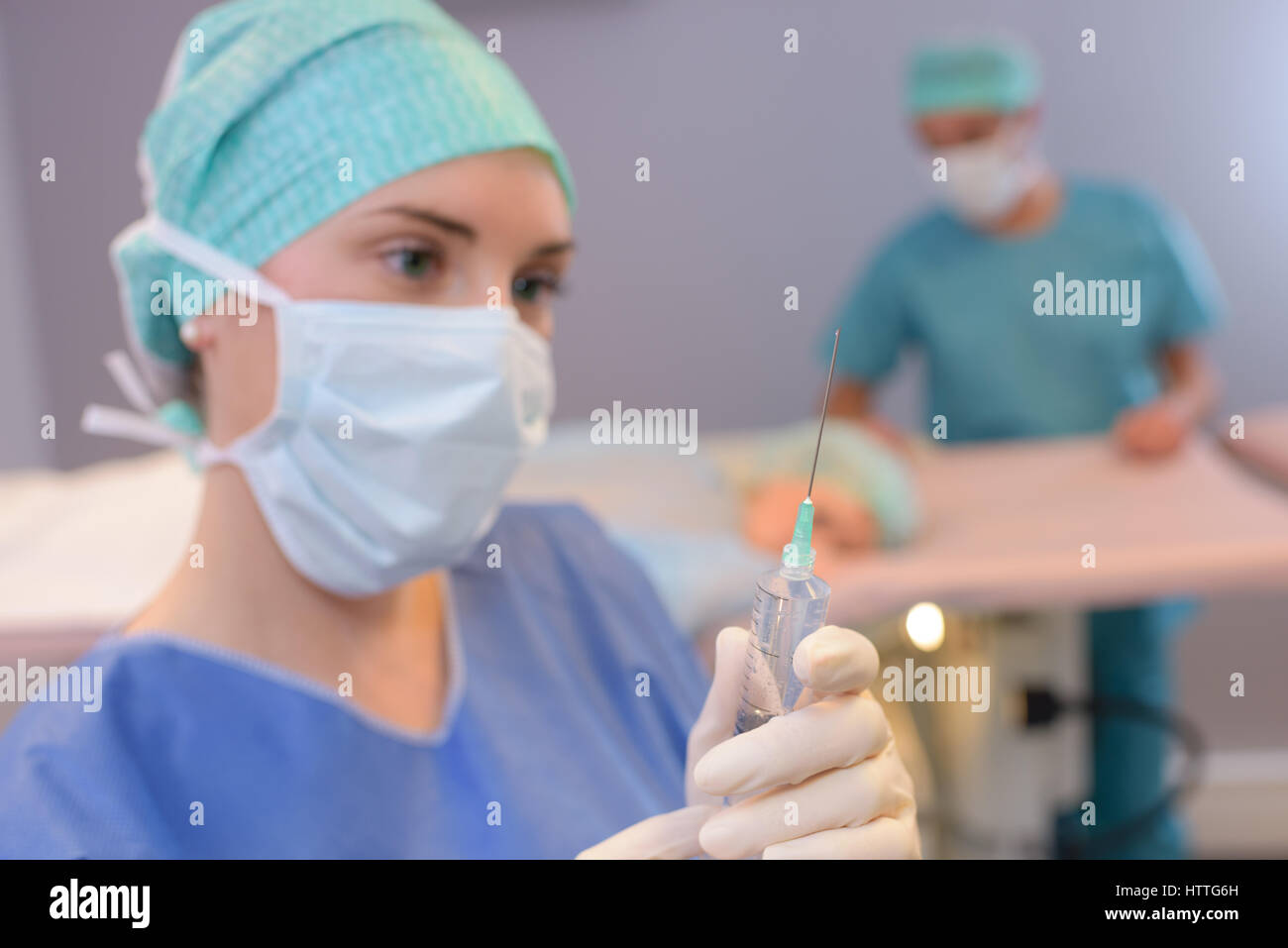 Application of anesthesia hi-res stock photography and images - Alamy