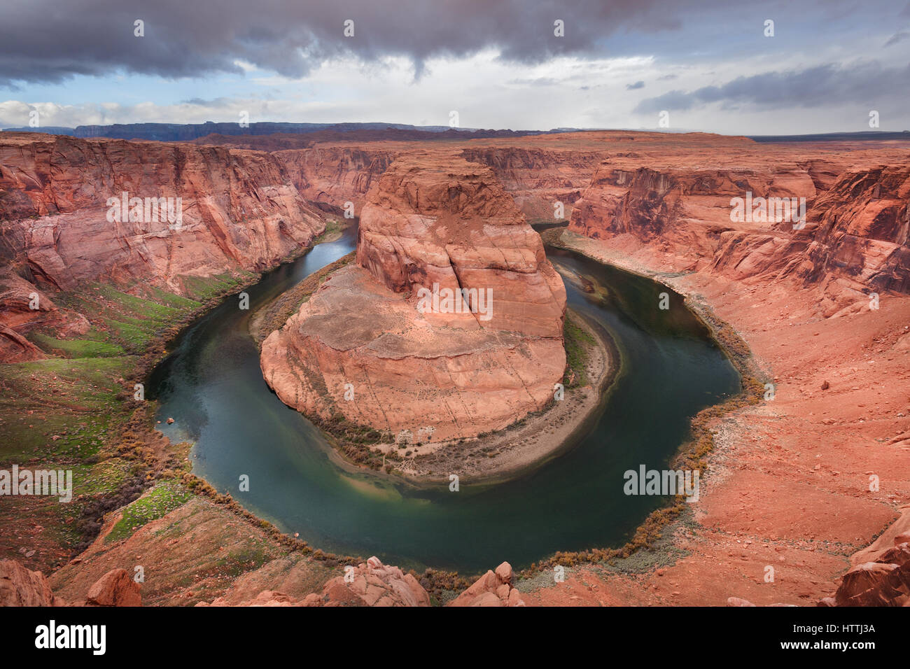 Famous Horseshow Band meander of Colorado river near Page, Arizona ...