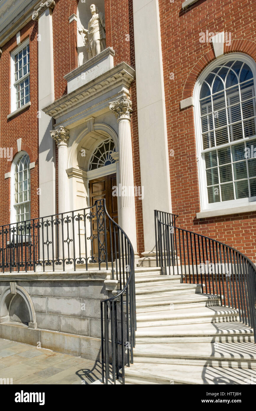 Library Hall (The Library Company of Philadelphia, founded by Benjamin ...