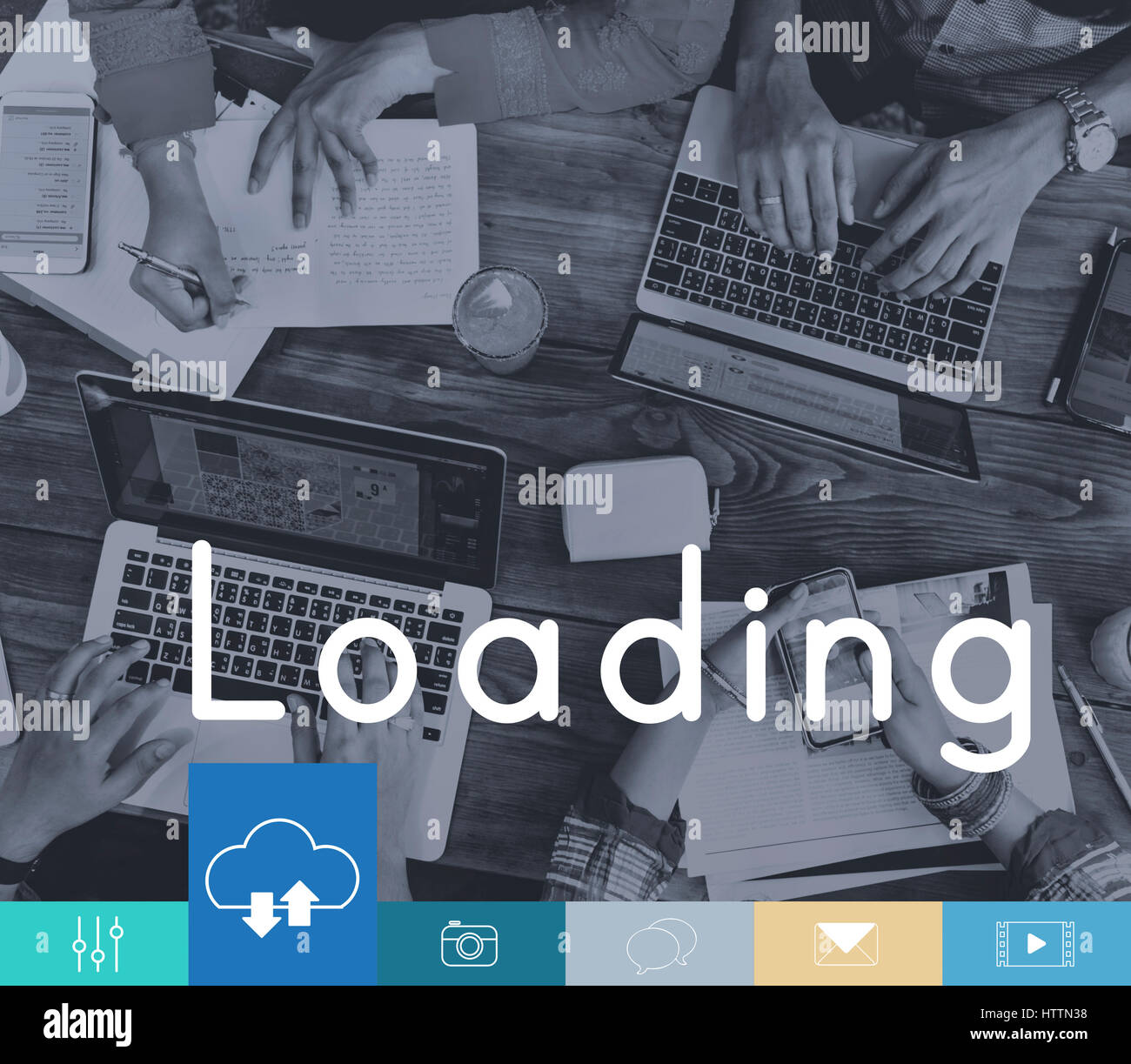 Women laptop cloud computing hi-res stock photography and images - Alamy