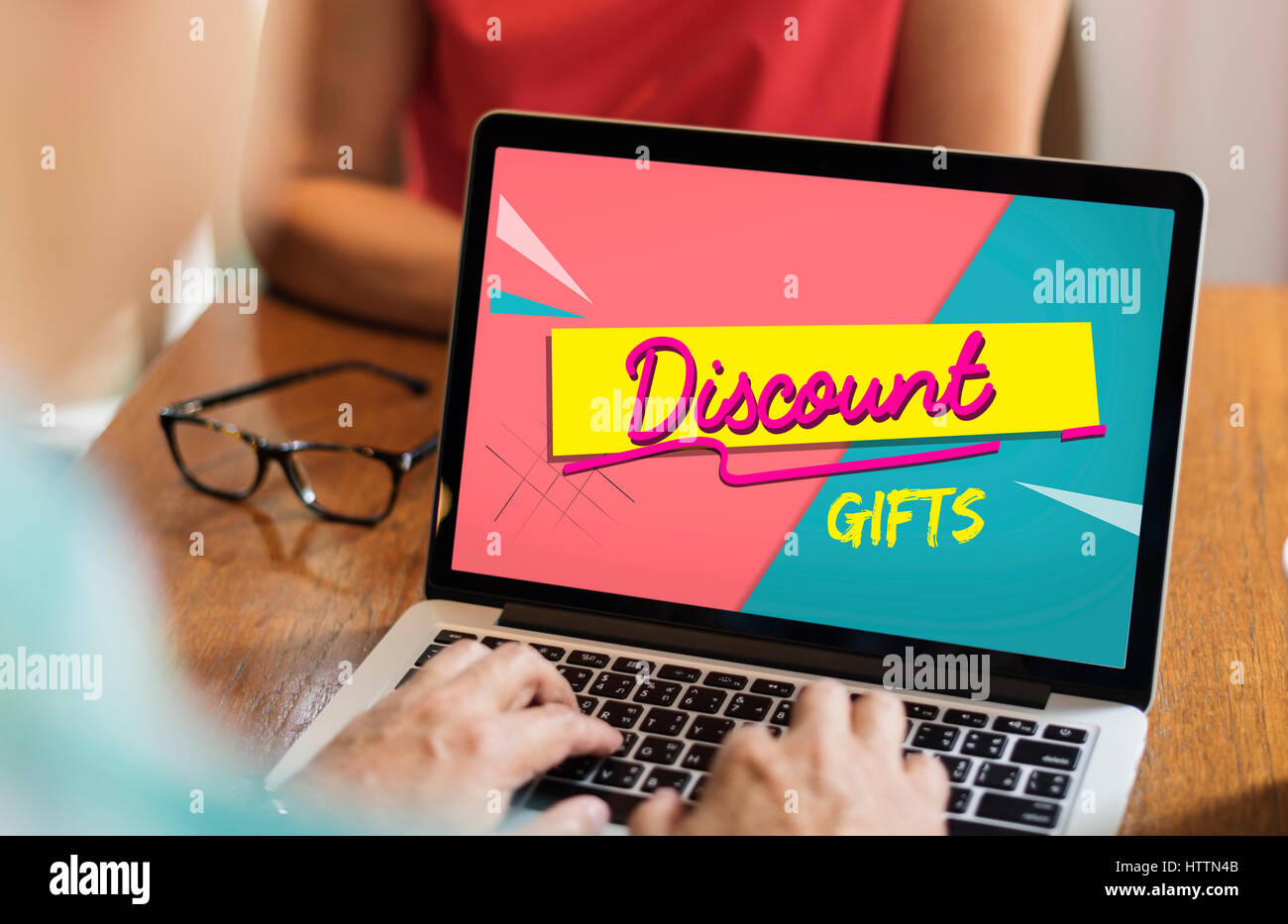 Online Shopping Cart E-Commers Concept Stock Photo - Alamy