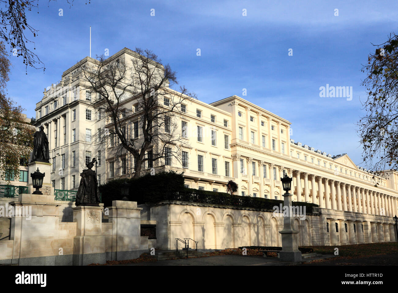 Carlton gardens london pall mall hi-res stock photography and images ...