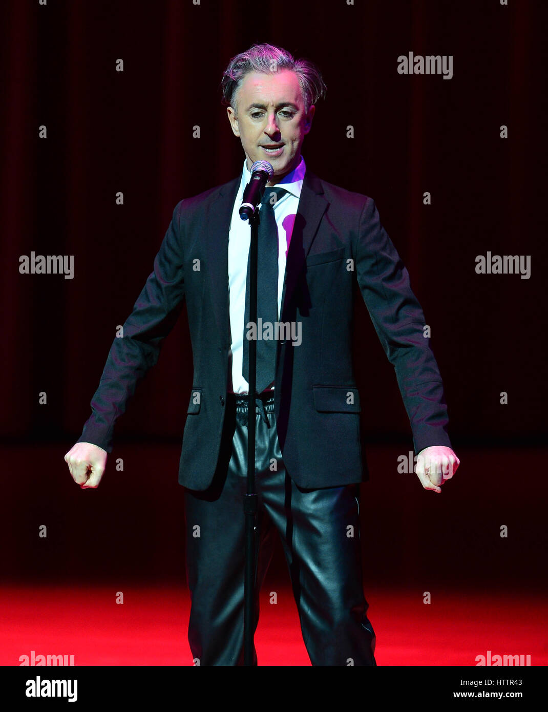 Alan Cumming performing on stage during his show 'Alan Cumming Sings ...