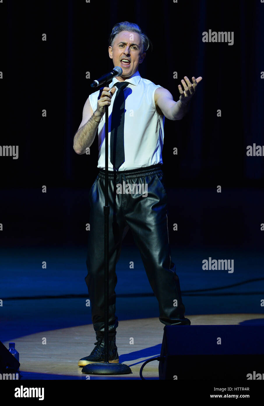 Alan Cumming performing on stage during his show 'Alan Cumming Sings ...