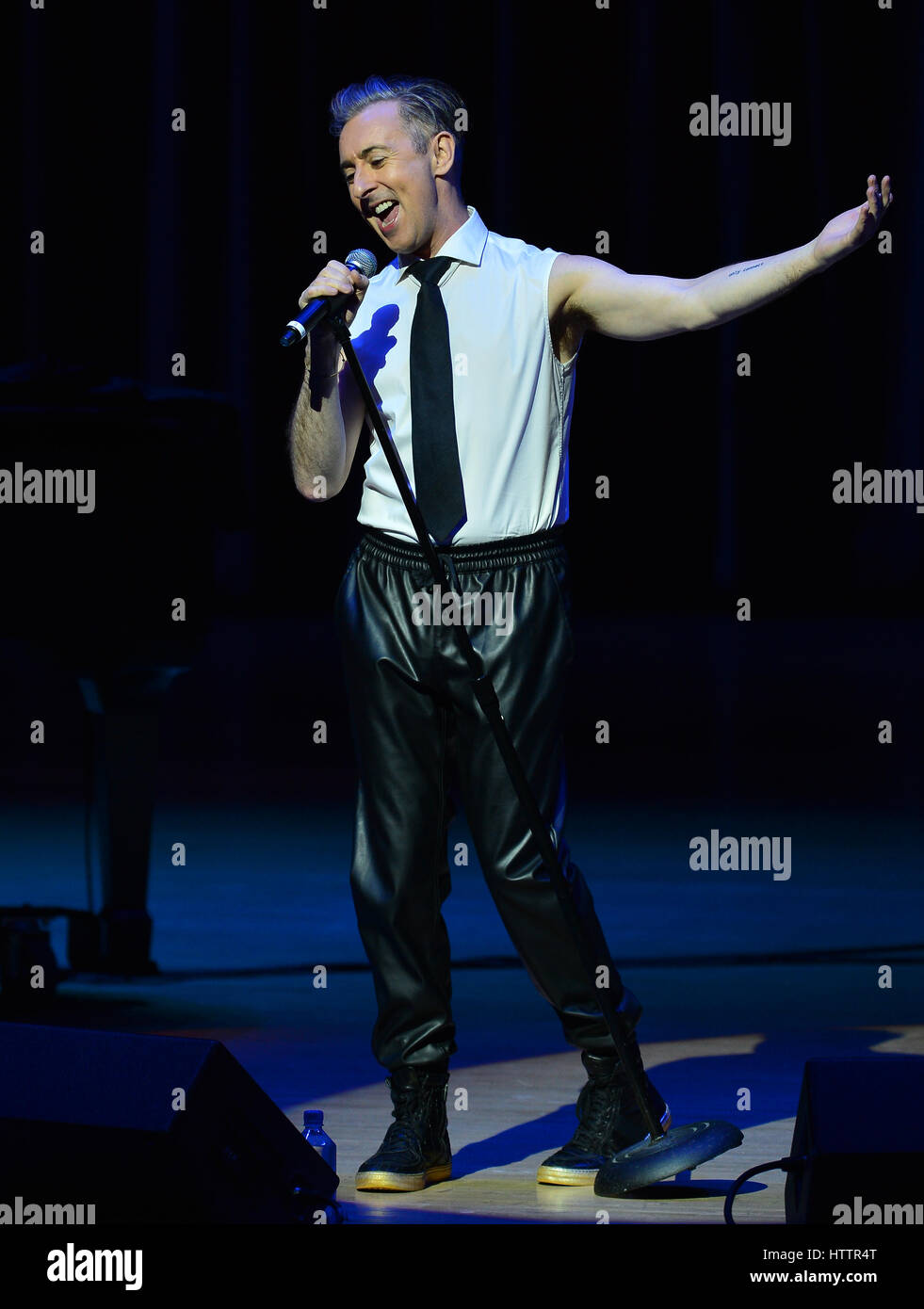 Alan Cumming performing on stage during his show 'Alan Cumming Sings ...