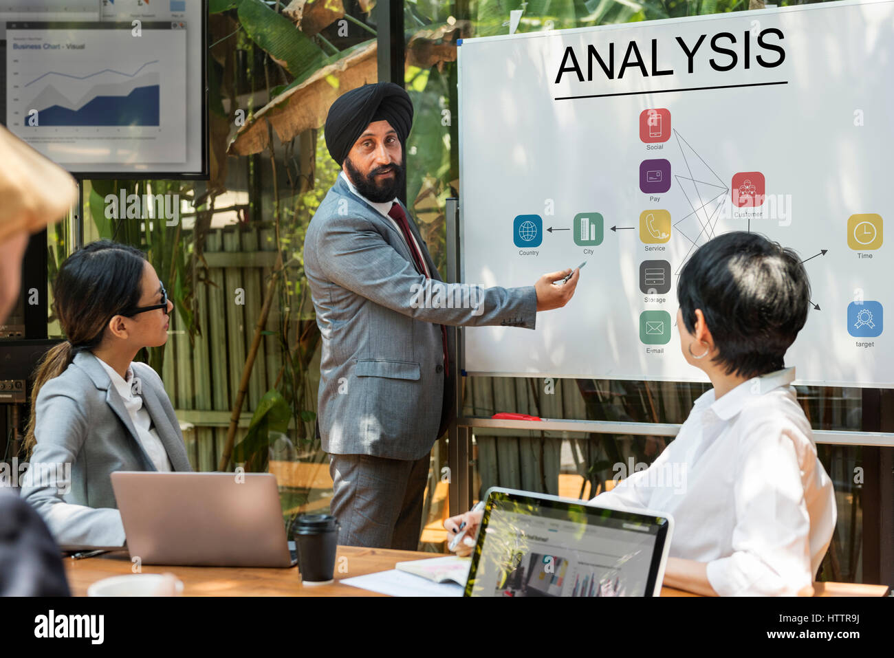 Analysis Model Flow Chart Icon Stock Photo - Alamy