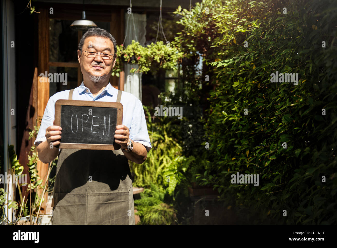 Cafe Open Shop Retail Welcome Notice Retail Front Stock Photo - Alamy