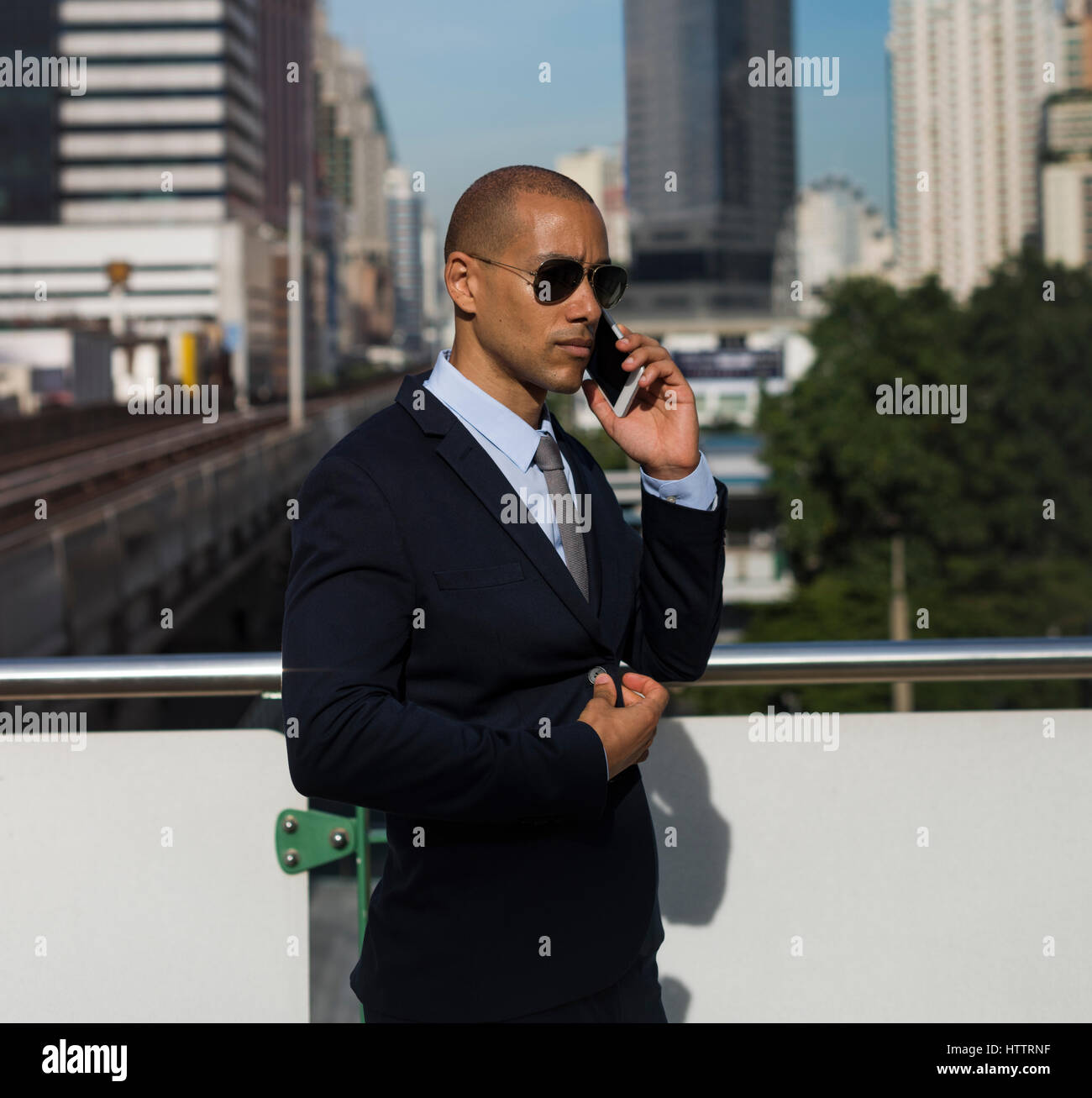 Talk calling hi-res stock photography and images - Alamy