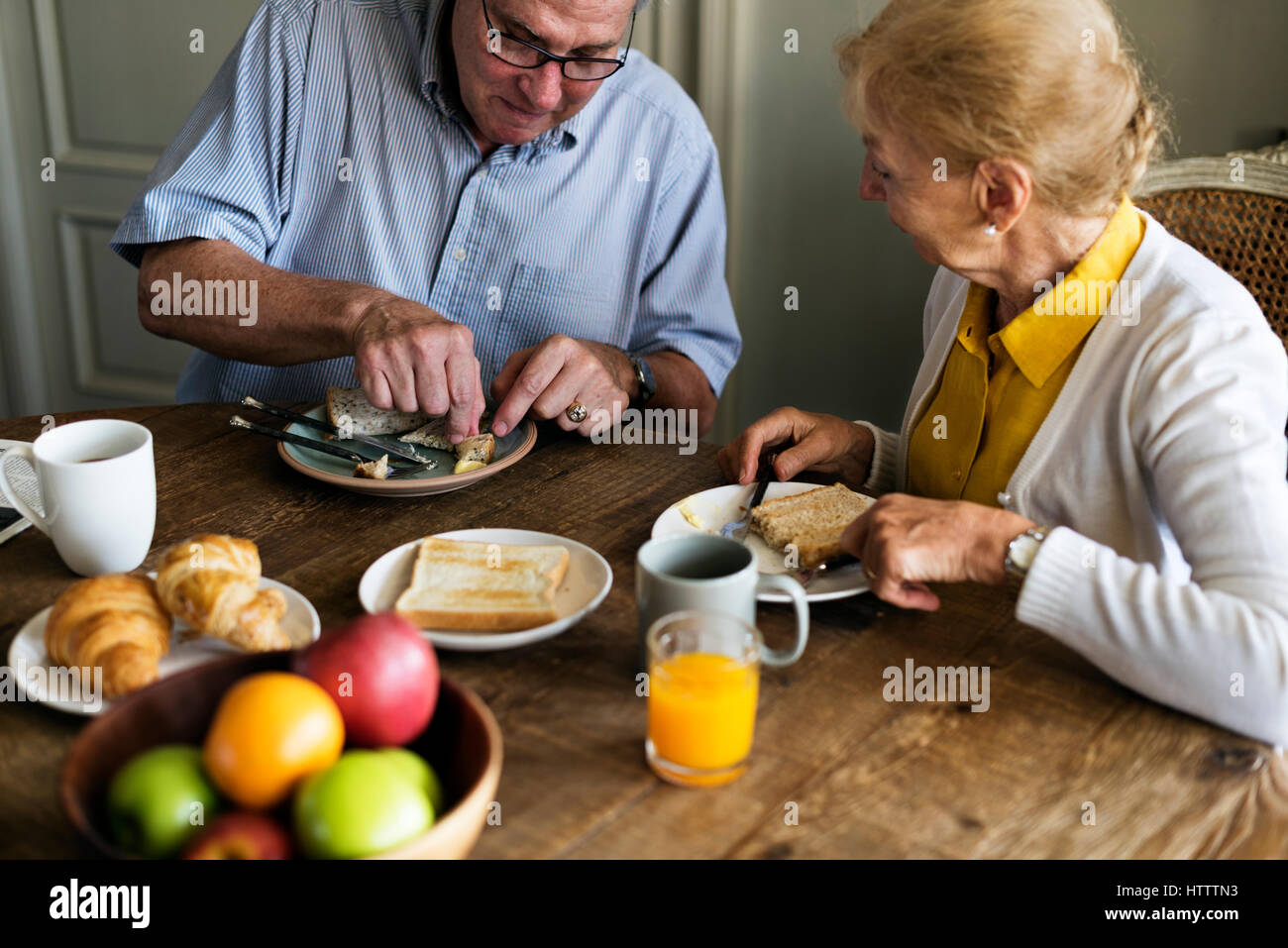 Couple breakfast butter hi-res stock photography and images - Alamy