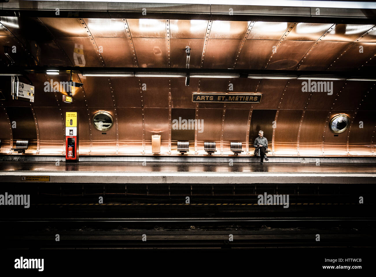 Rail et tube hi-res stock photography and images - Alamy