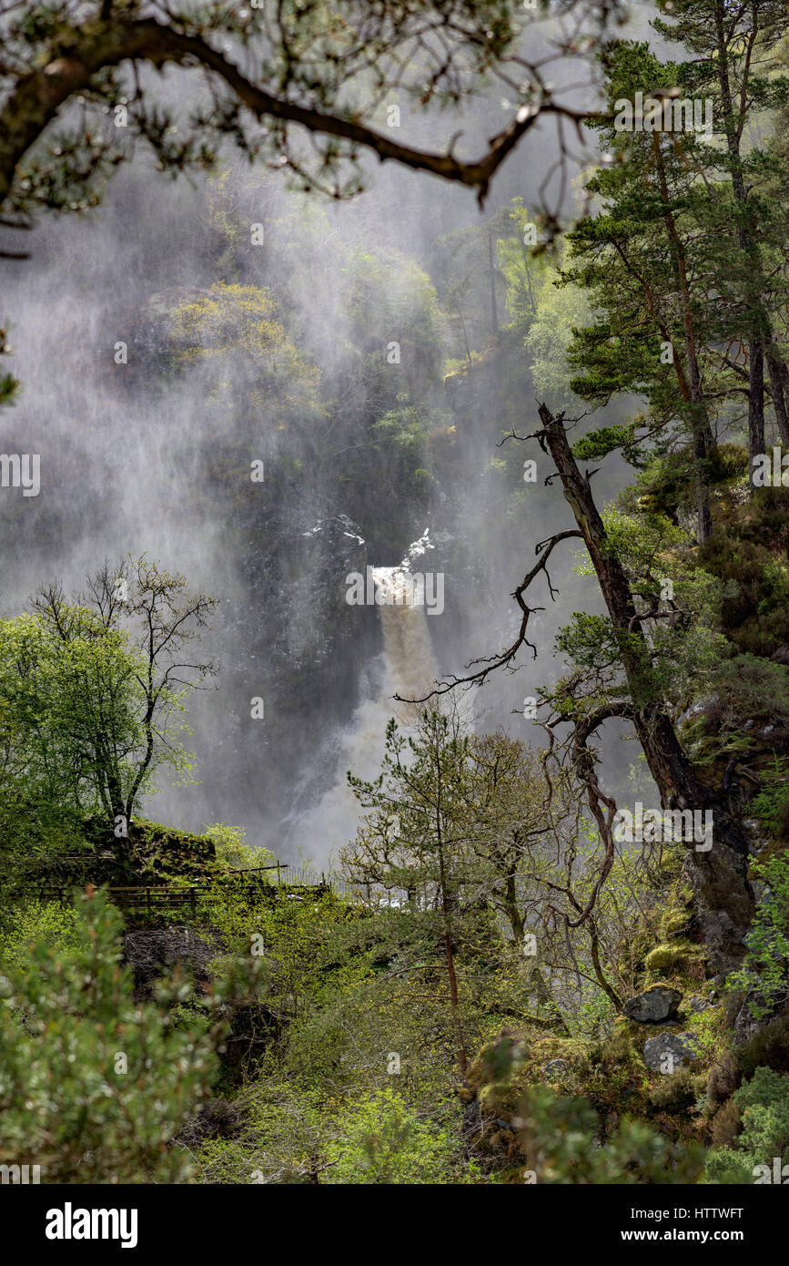 Foyers waterfall hi-res stock photography and images - Alamy