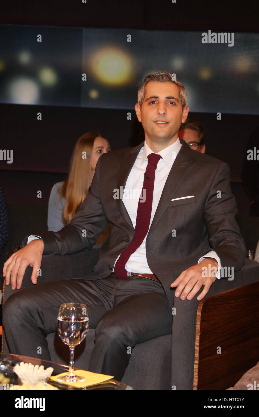 Abdollahi hi-res stock photography and images - Alamy