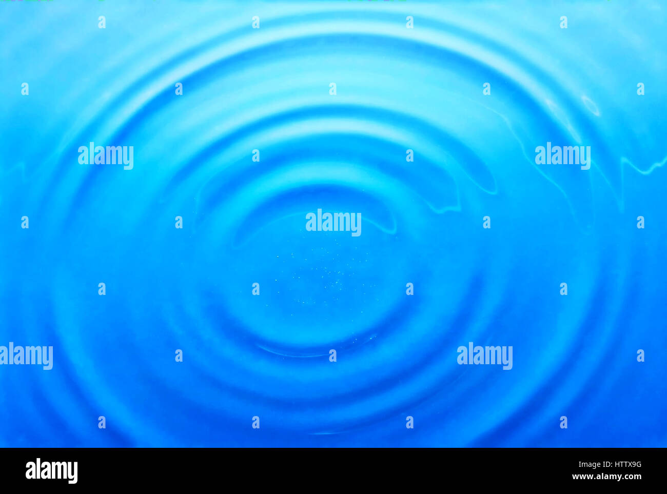 Rings of waves on the water Stock Photo - Alamy