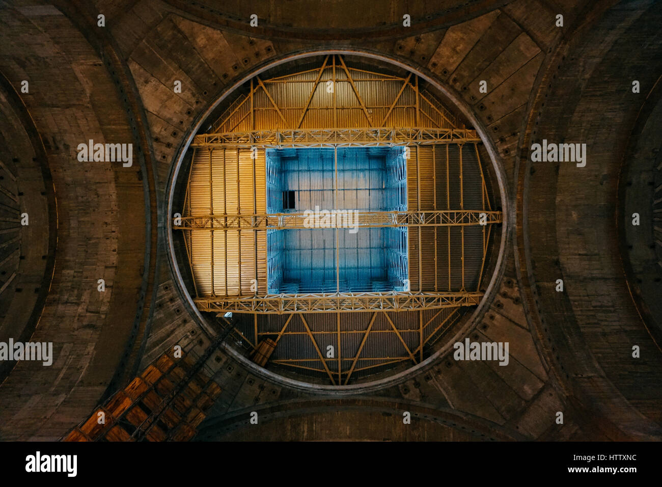 Building fixtures hi-res stock photography and images - Alamy