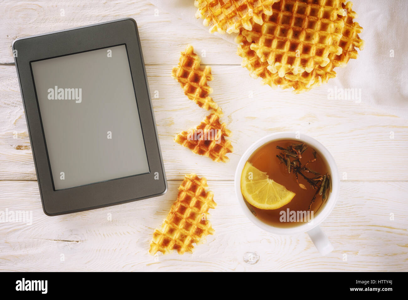 Tea waffle hi-res stock photography and images - Alamy
